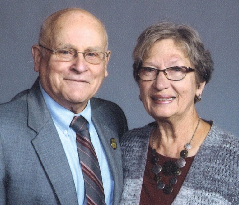 George and Joanne Loock – The Tribune Press Reporter